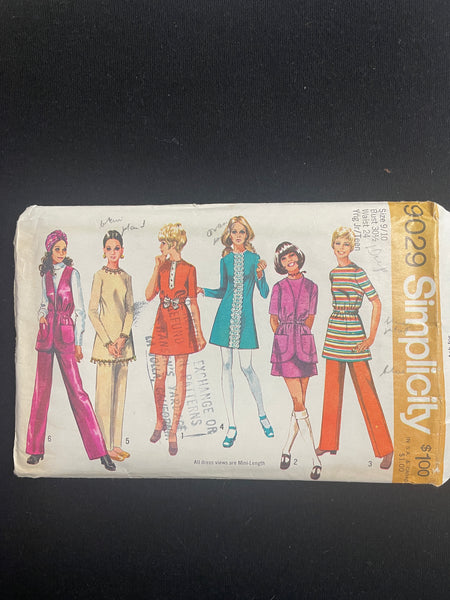 1970 Simplicity 9029 Sewing Pattern - Junior Dress, Tunic, Vest, and P ...
