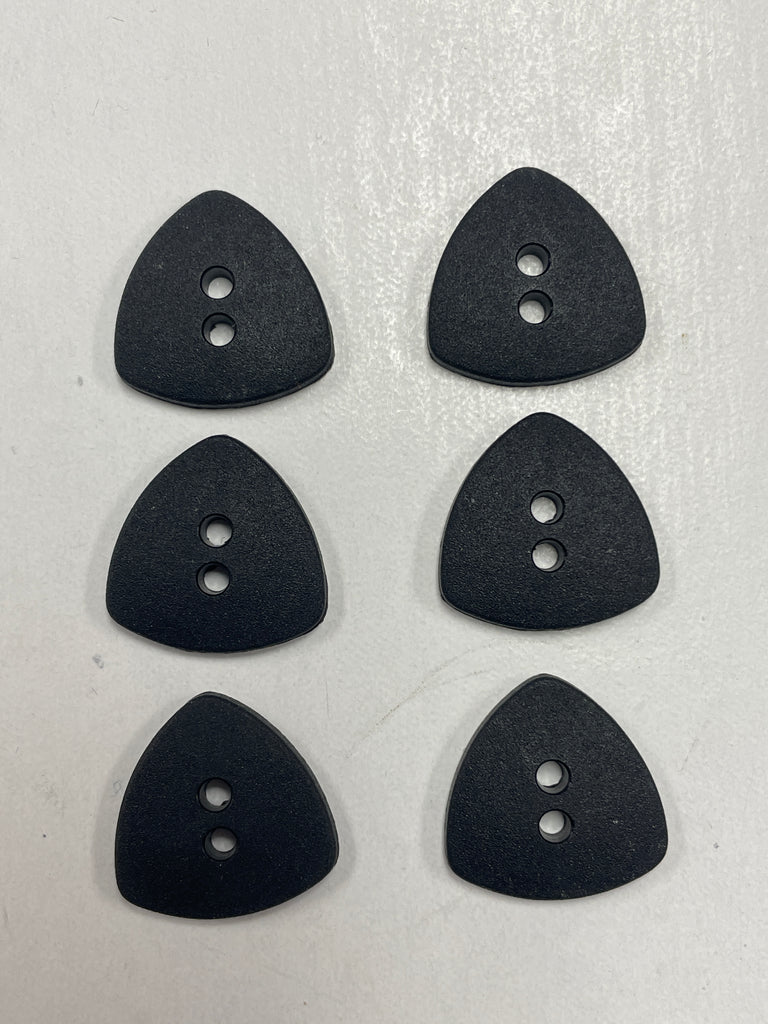 Button Plastic Set of 6 Vintage - Black Triangles with Rounded Corners ...
